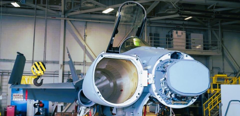 U.S. Air Force Considers Alternative Radar Options for B-52 ...