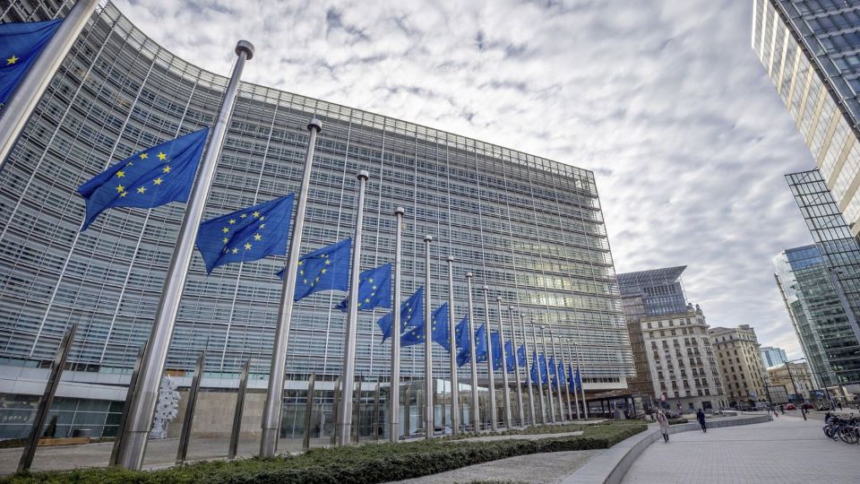 EU Extends Sanctions Against Russia, Targeting Nearly 2,400 Individuals ...