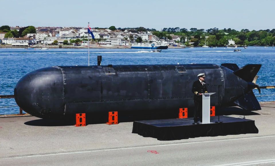 XV Excalibur: Britain’s XV Excalibur Submarine Ushers in New Era of ...