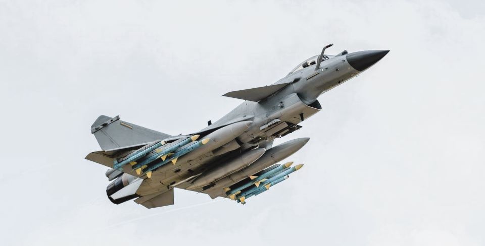 China’s J-10CE Steals Spotlight : J-10C's Combat Debut in Pakistan-India Skirmish Forces Global ...