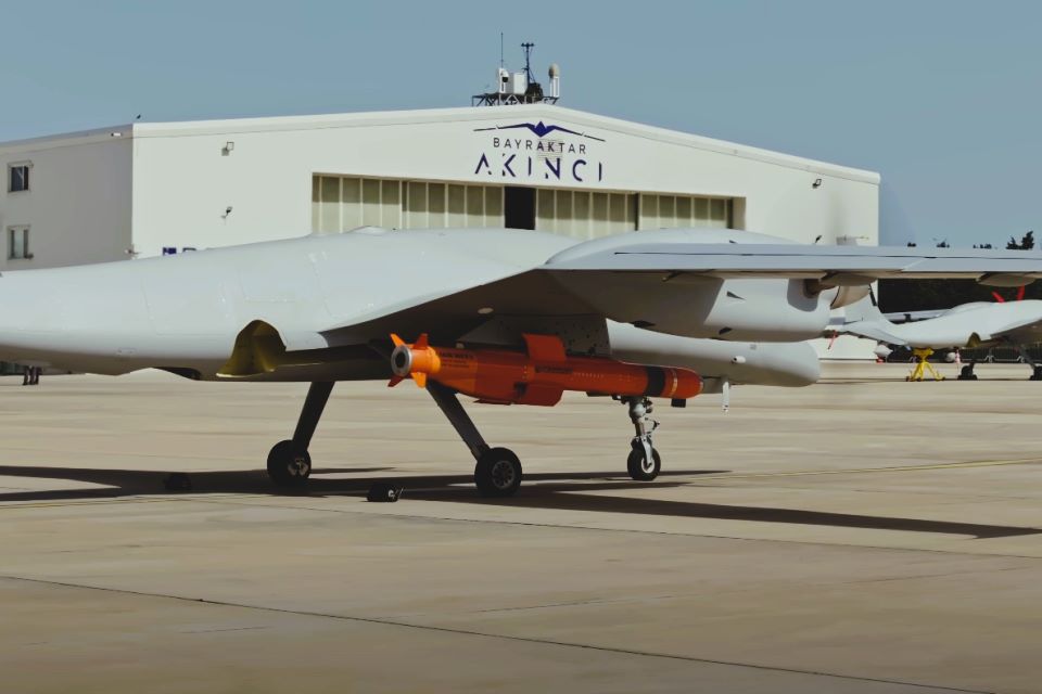 Türkiye’s Leap Into AI-Driven Warfare: Bayraktar Akıncı Launches ...