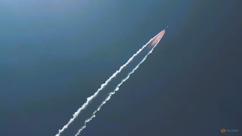 India’s PSLV-C62 Mission Suffers Anomaly Mid-Flight, Rocket Deviates ...
